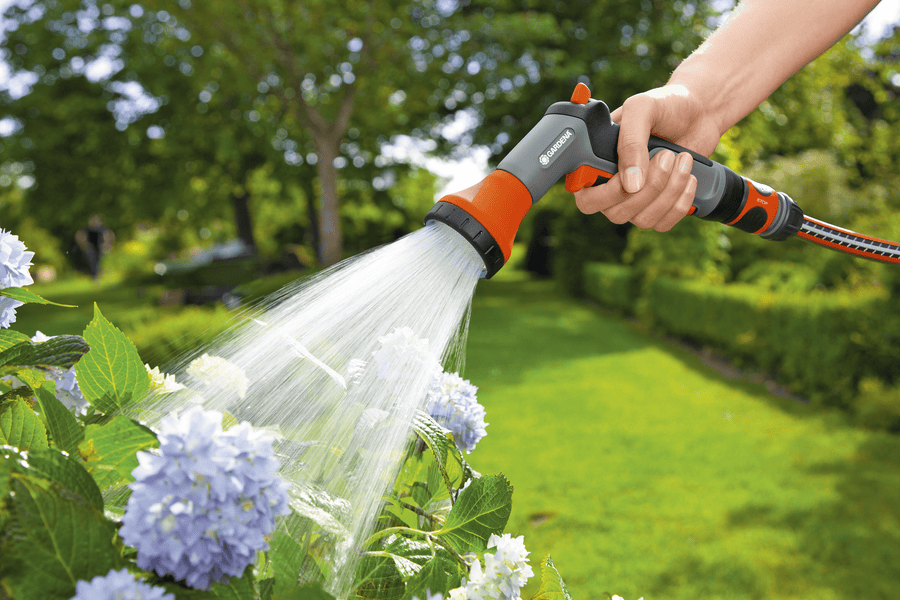 30" Soft Spray Watering Wand – Gardena