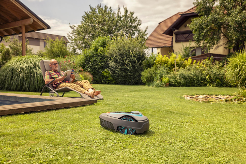GARDENA Robot Mower - The intelligent Robot Lawnmower SILENO – Gardena