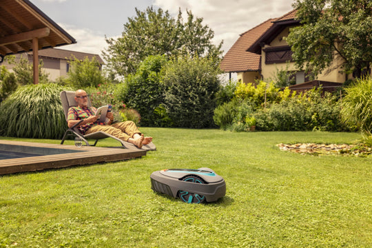 GARDENA Robot Mower - The intelligent Robot Lawnmower SILENO – Gardena