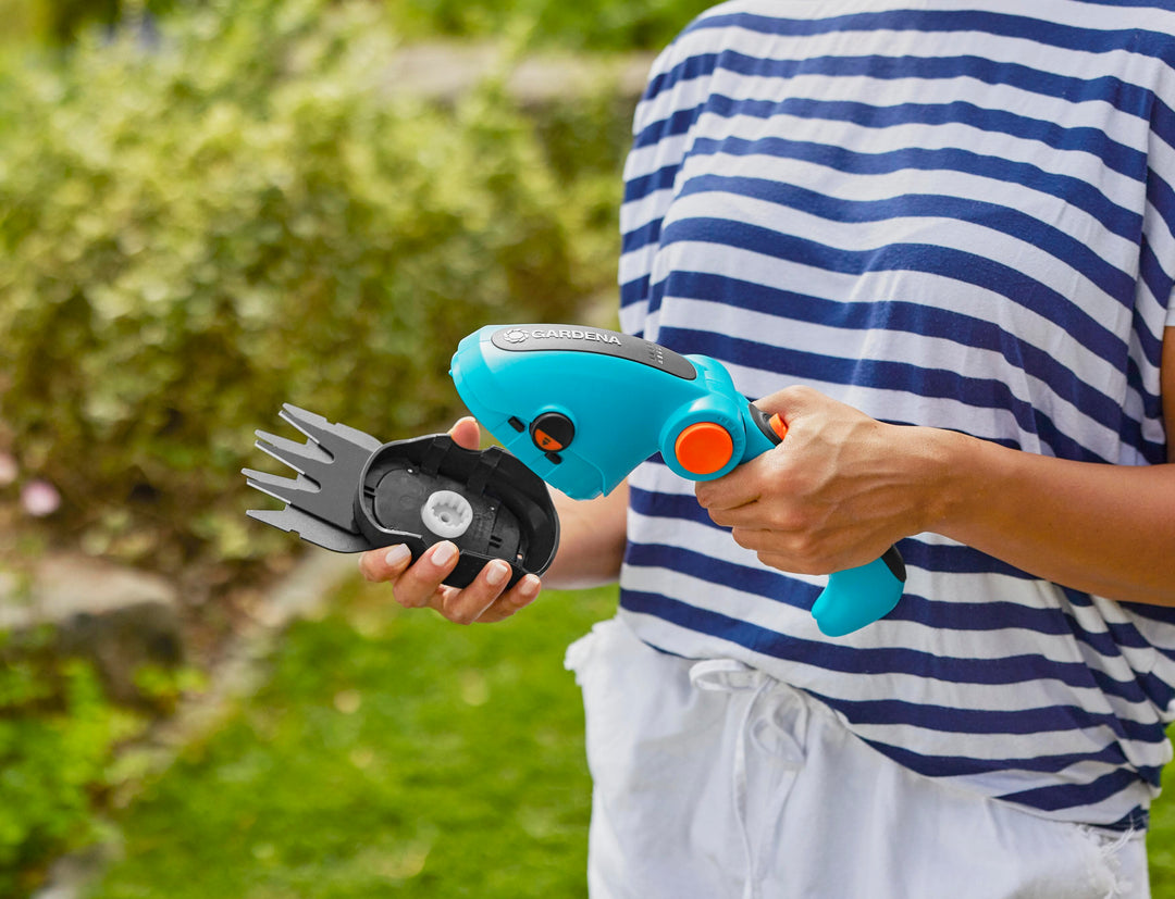 GARDENA Battery Grass and Shrub Shear – Gardena
