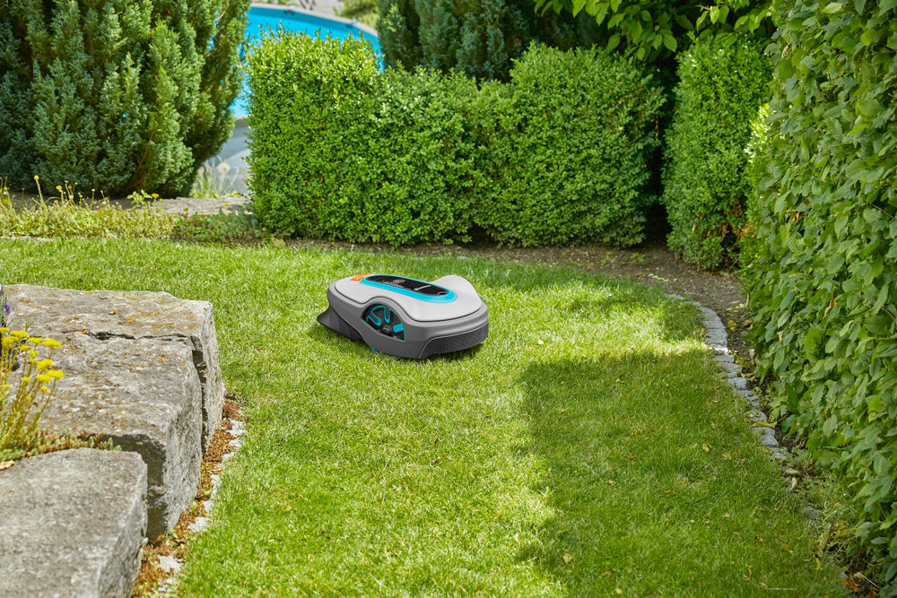 GARDENA Robot Mower - The intelligent Robot Lawnmower SILENO – Gardena